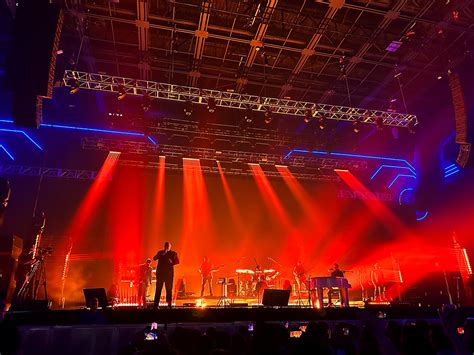 A Sky Full Of M Spheres Mega Lite At The Umphreys Mcgee Concert Mega Lite