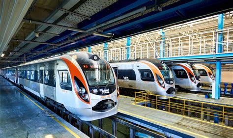 У Словаччині запустили щоденні потяги для вивезення українських