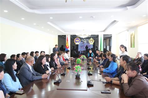 🔰Дүүргийн иргэдийн Төлөөлөгчдийн Хурлын Төлөөлөгчид Ажлын албанаас Ерөнхий боловсролын сургууль