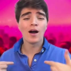 Ando Más Bélico Que El Peso Pluma Me Acabo De Meter Con 5 Morras De A