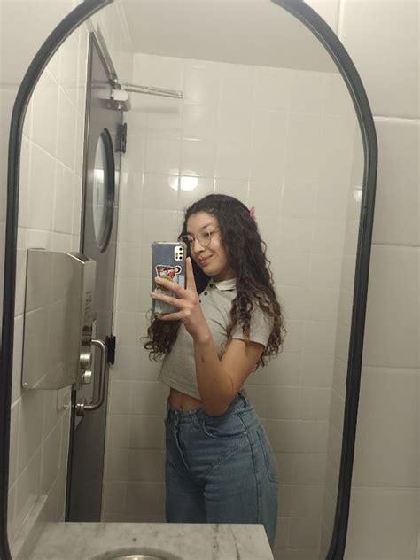 Sophia Live Cams Skype Teams Discord Telegram