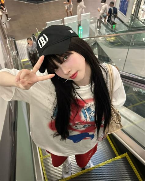 Karina On Instagram 甘い♥️ Rostos Famosos Garotas Kpop Feminino