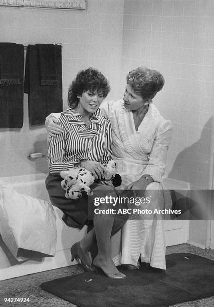 1869 Erin Moran Photos And High Res Pictures Getty Images