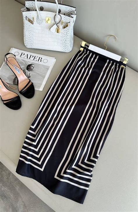 Юбка — ціна 3375 грн у каталозі Міді спідниці Купити жіночі речі за доступною ціною на Шафі