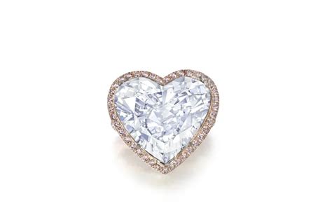 Пръстен със сърцевиден диамант за 3 млн долара води търга на Bonhams в Ню Йорк