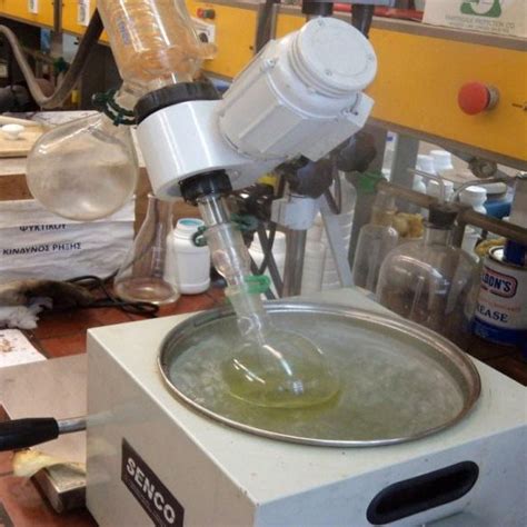 1 Separation Of Extract And Raffinate From Solvent Download Scientific Diagram