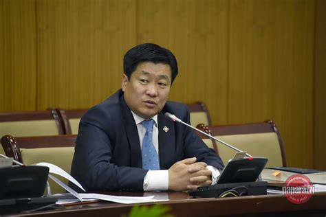 ЗТХ ийн сайд асан Б Энх Амгаланд холбогдох хэрэгт яллах дүгнэлт үйлдлүүлэхээр прокурорт шилжүүлжээ