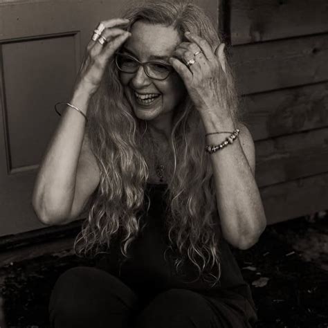 Asta Karen Asta Lander • Threads Say More