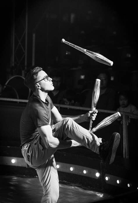 Home Superheldencircus De