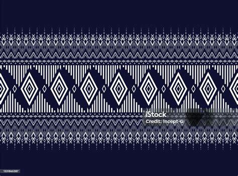 스커트 카펫 벽지 의류 포장 바틱 직물 옷 패션 시트 벡터 일러스트 자수 텍스처 스타일에 사용되는 어두운 기하학적 인종 패턴