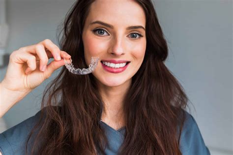 How Does Invisalign Work