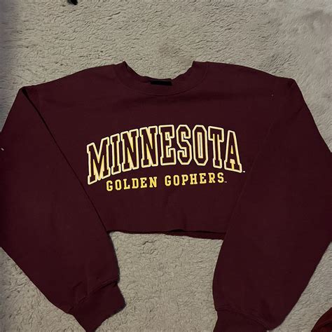 Umn Gopher Cropped Crew Depop Umn Gopher Cropped Crew Depop