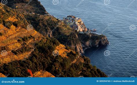 Manarola Cinque Terre Liguria Stock Image Image Of Seascape