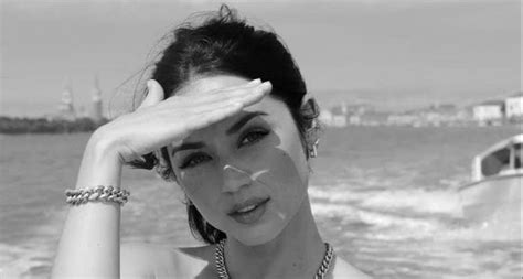 بیوگرافی آنا د آرماس بازیگر کوبایی و همسرش زندگی شخصی و عکس