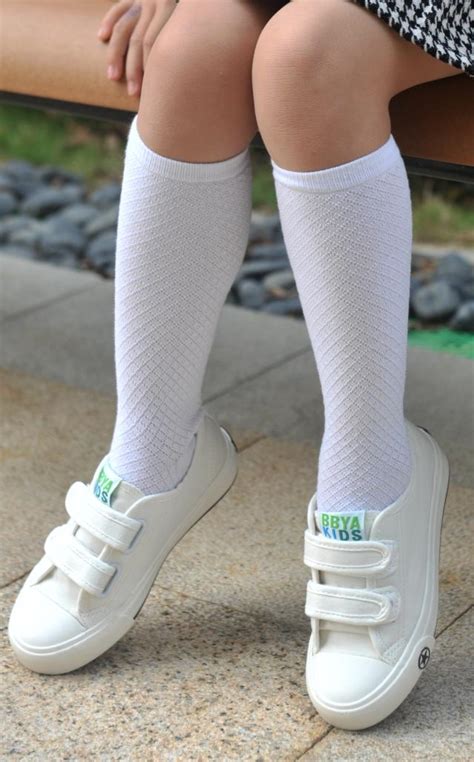 白袜女小妹妹白袜女小女孩 伤感说说吧