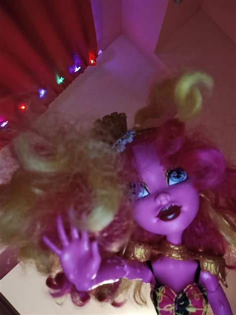 Pov You Are A Cool Bug I Found Rmonsterhigh