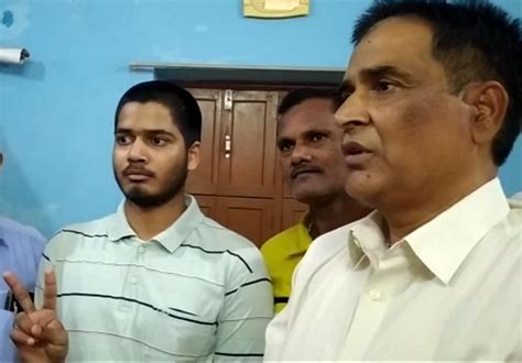 Bihar Board 10th Toppes Nda क्रैक करना चाहते हैं बिहार बोर्ड टॉपर रुम्‍मन ऑनलाइन पढ़ाई से पाई