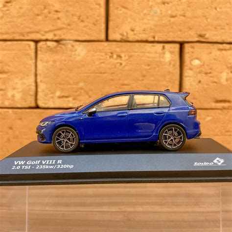 Golf Mk8 R Blue