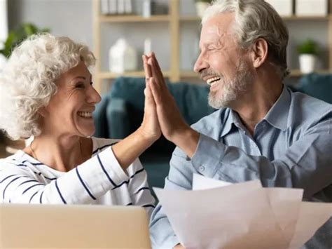 Grooms Father Reveals His Wedding Gift After The Brides Parents Make Fun Of Him For Working As