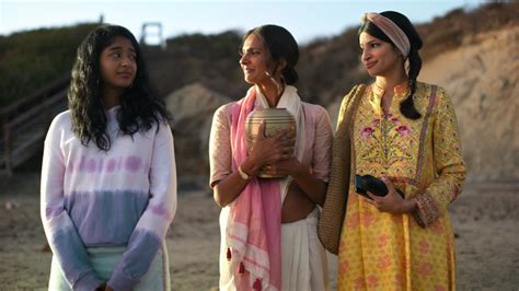 How I Shop Never Have I Ever Star Richa Moorjani Fashionista