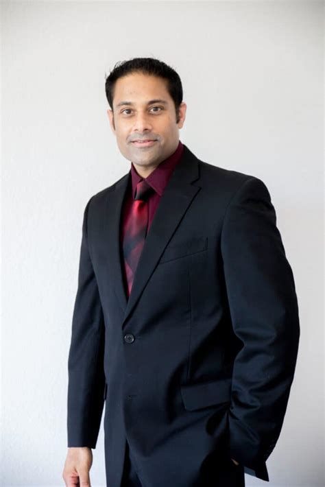 7 Bothersome Lumbar Spinal Stenosis Dr Anil Kesani Neck Back Spine