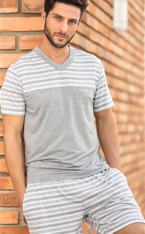 Conjunto De Modal Com Fio Lycra® Composto Por Blusa Listrada Totalmente Realizada Com Encontro