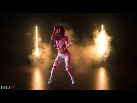 Kelly Clarkson - Heat - Choreography by Bailey Sok - YouTube