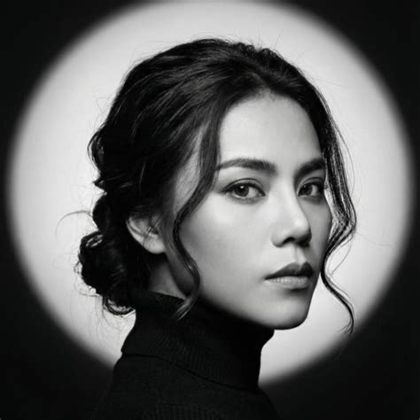 ခါရာတို့များ ရှမ်းပဲပုတ်နေရာမှာ ချင်းပဲပုတ်လို့ပြောင်းဆိုပေးတော့ အနောက