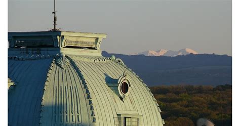 Свикват спешно Студентските съвети заради ръст в семестриалните такси