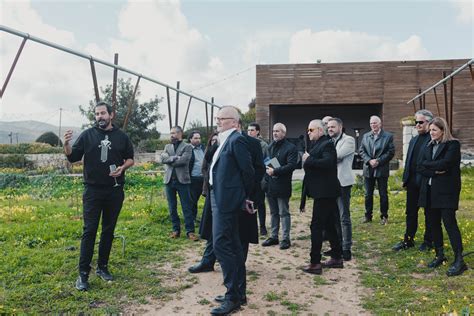 Deutscher Botschafter Griechenlands Besucht Tui Field To Fork