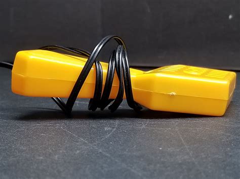 Tyco Handheld Trigger Controller Yellow Very Good Condition Etsy