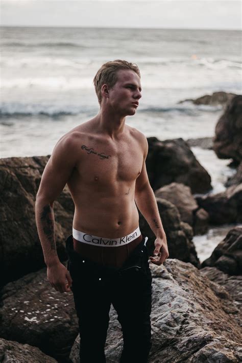 Hey Men Show Us Your Package We Love Seeing It And Imagining What