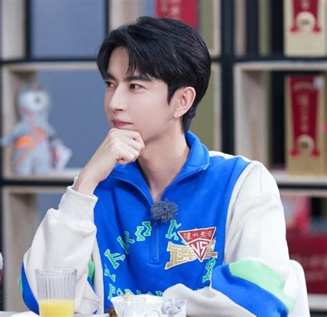 Profil Yu Menglong Aktor Tiongkok Yang Meninggal Karena Jatuh