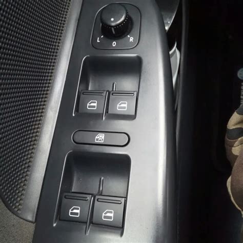 12v 24v 트럭 및 차량용 탑 포스트 배터리 분리 스위치 솔리드 황동 장치 나이프 블레이드 마스터 스위치 해양 자동차 보트 Rv Atv용 핸드폰닷컴