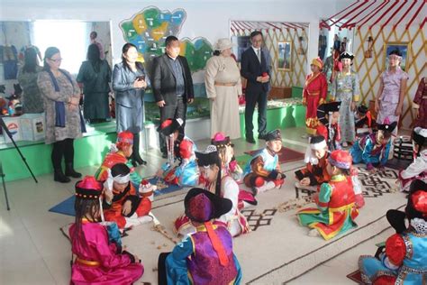 Улсын тэргүүний Хан Уул сургууль дээр өв уламжлал ёс заншлын өргөө байгуулагдлаа