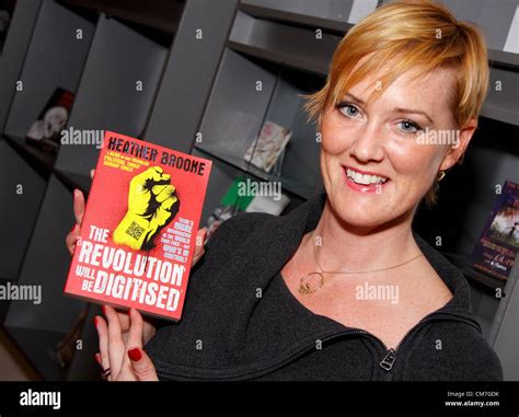 Heather Brooke Fotos Und Bildmaterial In Hoher Auflösung Alamy