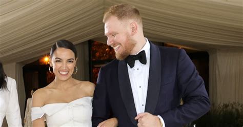 Aoc Faces Ethics Controversy On Marital Status 5 Year Prison Sentence Mentioned