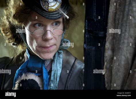 Juliet Stevenson The Secret Of Moonacre Stock Photo Alamy