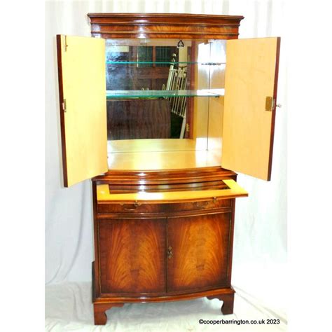 Sold At Auction Bevan Funnell Reprodux Mahogany Cocktail Cabinet