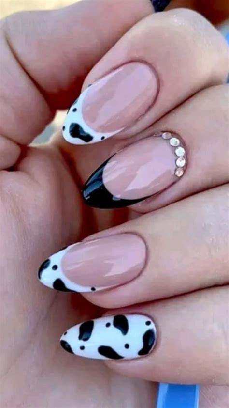 Diseños De Uñas Almendradas En 2023 Manicura De Uñas Uñas