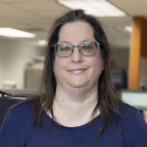 About Us • Feed Iq