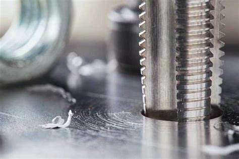 characteristics of thread milling on vmc