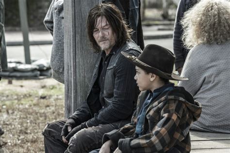 The 8 Biggest Questions We Have For The Walking Dead Series Finale