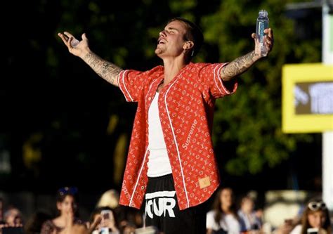 Justin Bieber Prepara Un Disco Religioso Cristiano Cromosomax