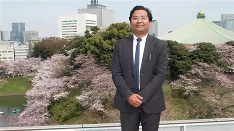 Ifs Officer Suicide భవనంపై నుంచి దూకి విదేశాంగ శాఖ అధికారి ఆత్మహత్య Ifs Officer Jitendra