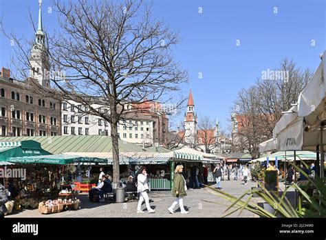 Viktualienmarkt In Munich Town Square Market Place Of Interest People Stand Stalls Market