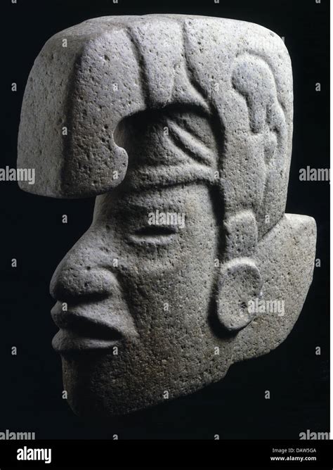 Aztec Statues