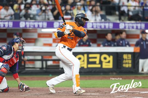 아직도 안 풀린 한화 1번 숙제 해답은 의외의 곳에서플로리얼 리드오프로 자리 잡나 대전 현장