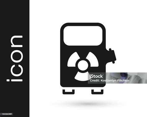 흰색 배경에 격리 된 검은 전기 자동차 충전소 아이콘 에코 전기 연료 펌프 표지판 벡터 개념에 대한 스톡 벡터 아트 및 기타