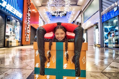 Meet The Real Life Elastigirl Meet The Real Life Elastigirl